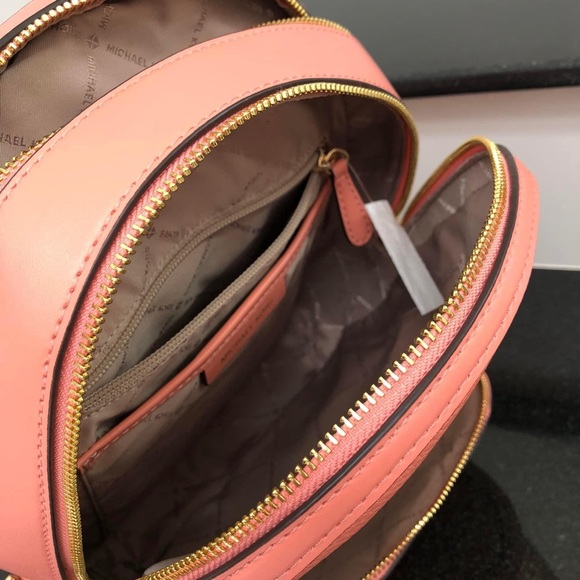 Michael Kors | Bags | Michael Kors Jaycee Medium Zip Pocket Leather ...